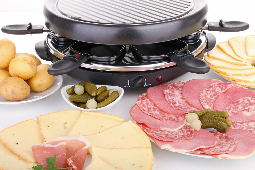 Tout ce qu’il faut savoir sur les appareils à raclette - Supertouillette